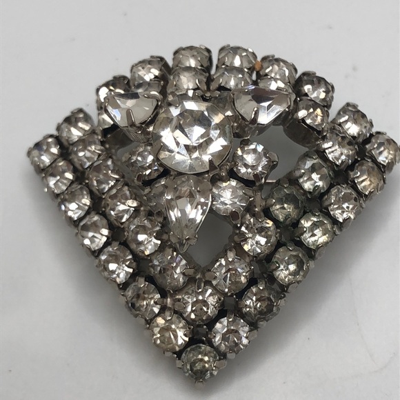 La Rel | Jewelry | Vintage La Rel Sparkling Rhinestones Brooch | Poshmark